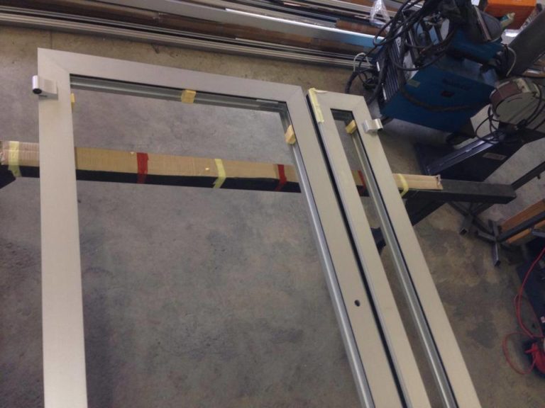 Extérieur - CMG Constructions Métalliques Geracitano Sàrl à Attalens